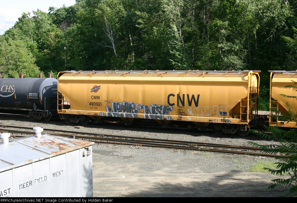 CNW 490921